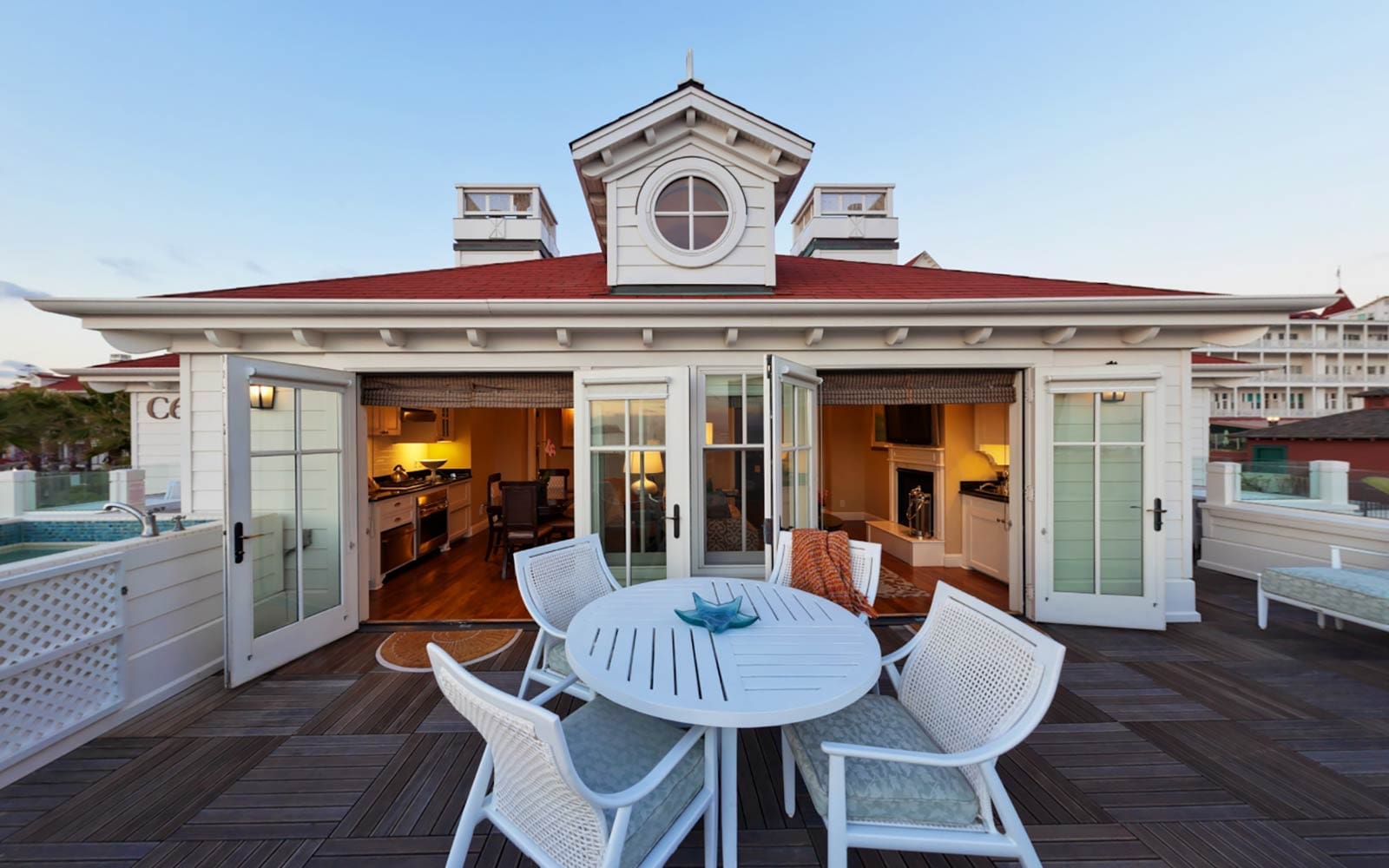 Oceanfront Cottage Horizon Suite - Hotel del Coronado