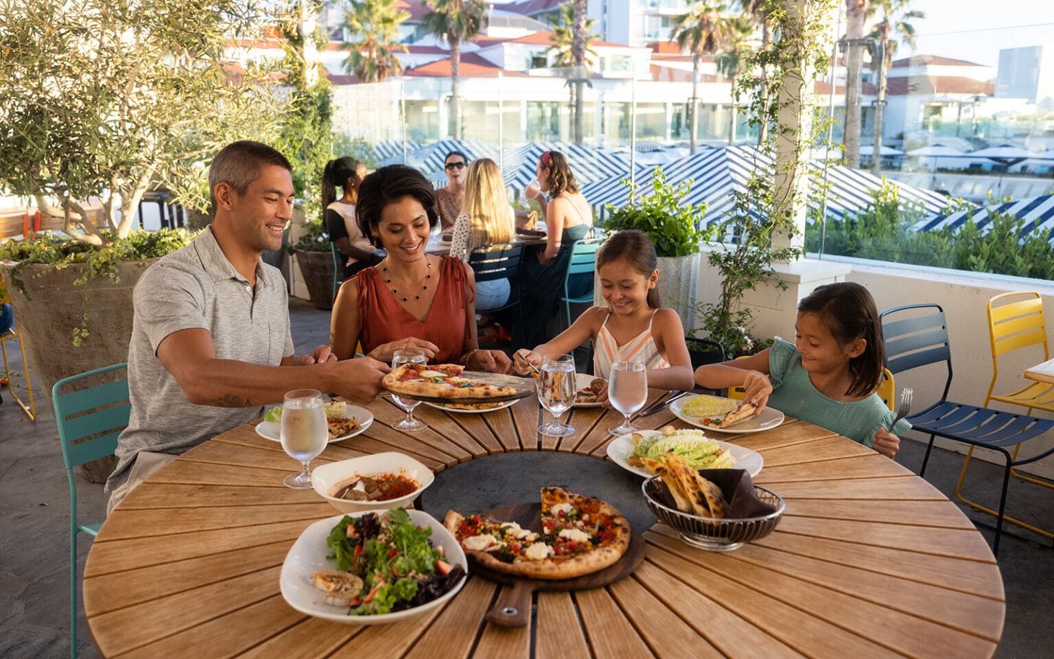 ENO Pizzeria + Grab & Go Market | Coronado Pizza Restaurant