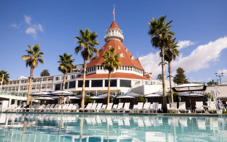 Veranda | Coronado Restaurant on the Beach
