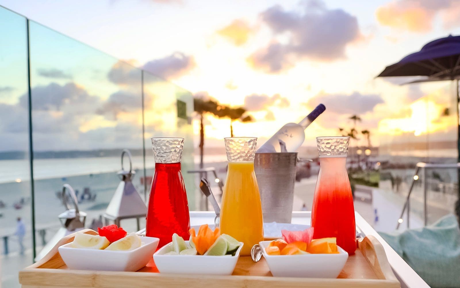Sun Deck Bar & Grill | Coronado Dining with a View