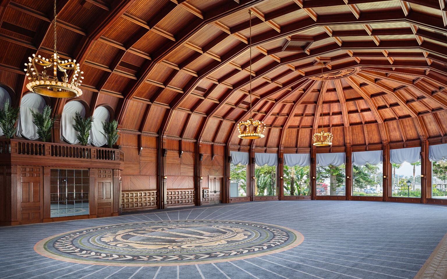 Veranda | Coronado Restaurant on the Beach