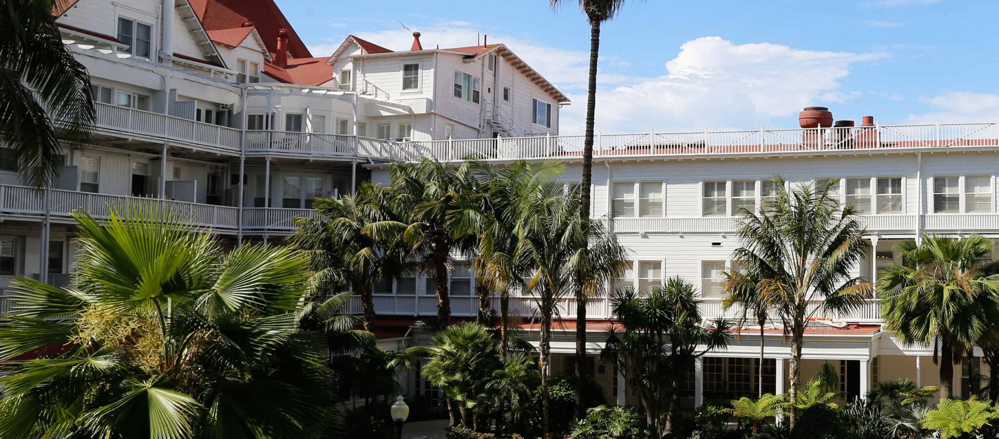Victorian Garden View Balcony/Veranda - Hotel del Coronado